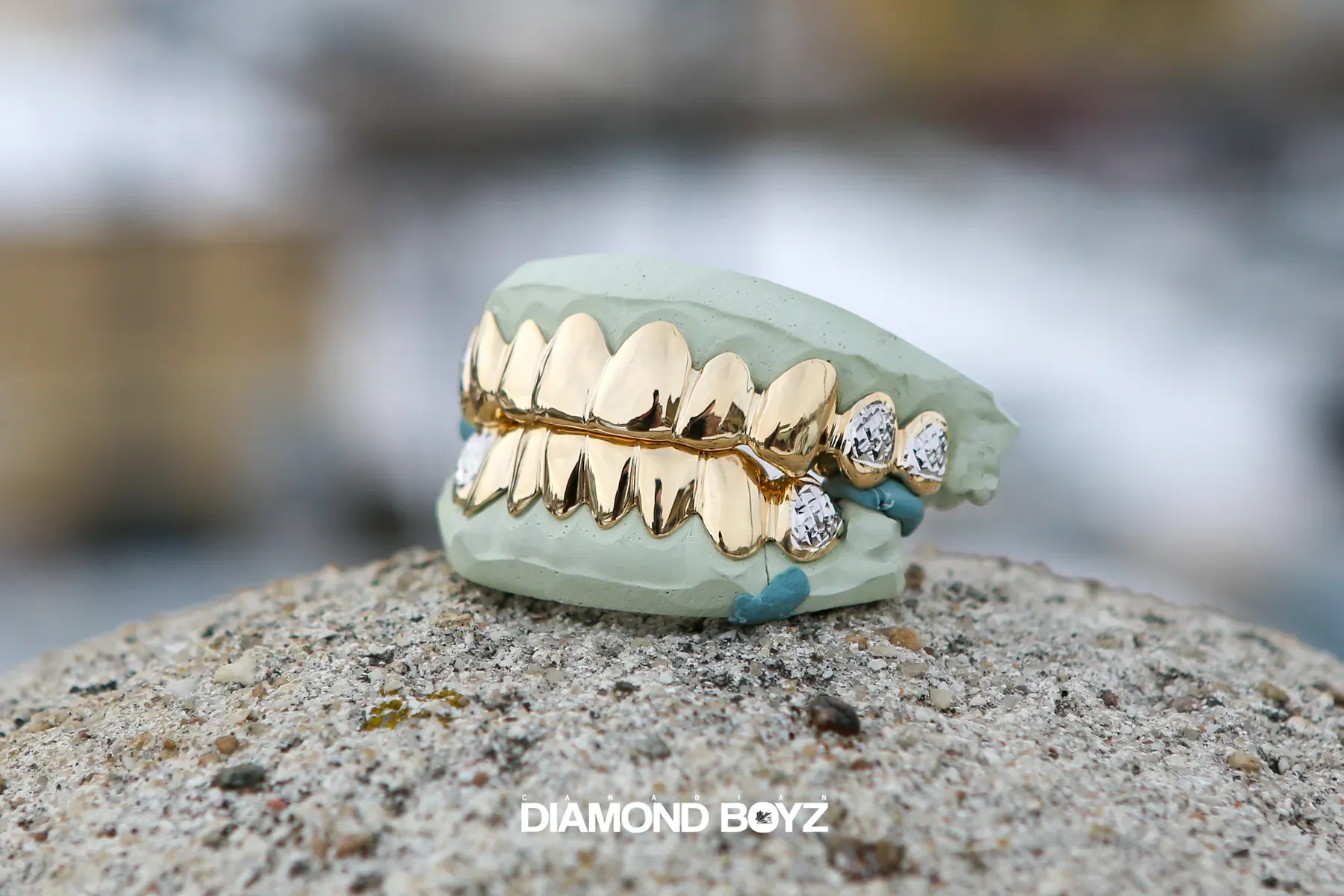 Gold Grillz: A Complete Guide to Types, Materials, and Care