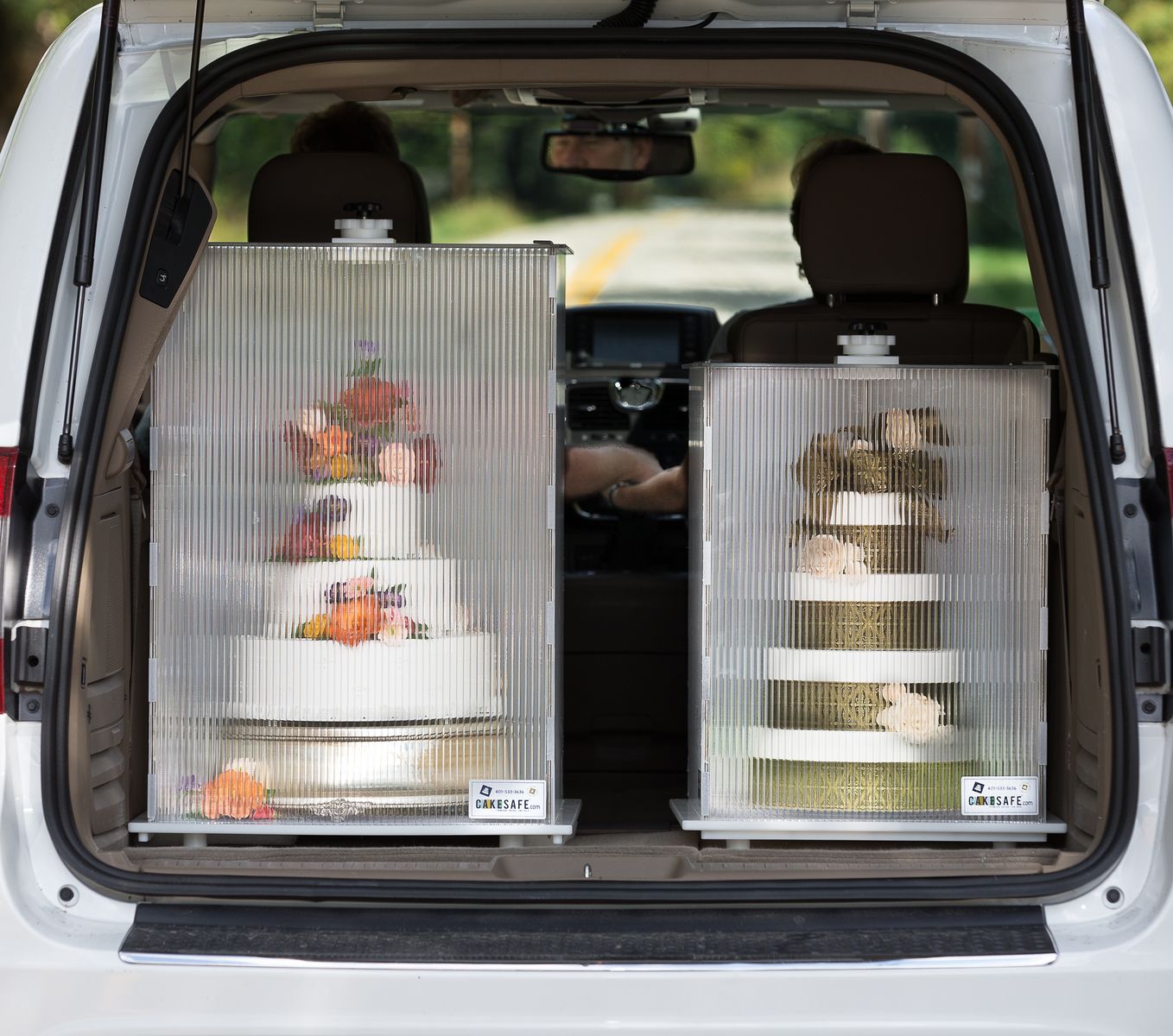 How does the CakeSafe Box work?